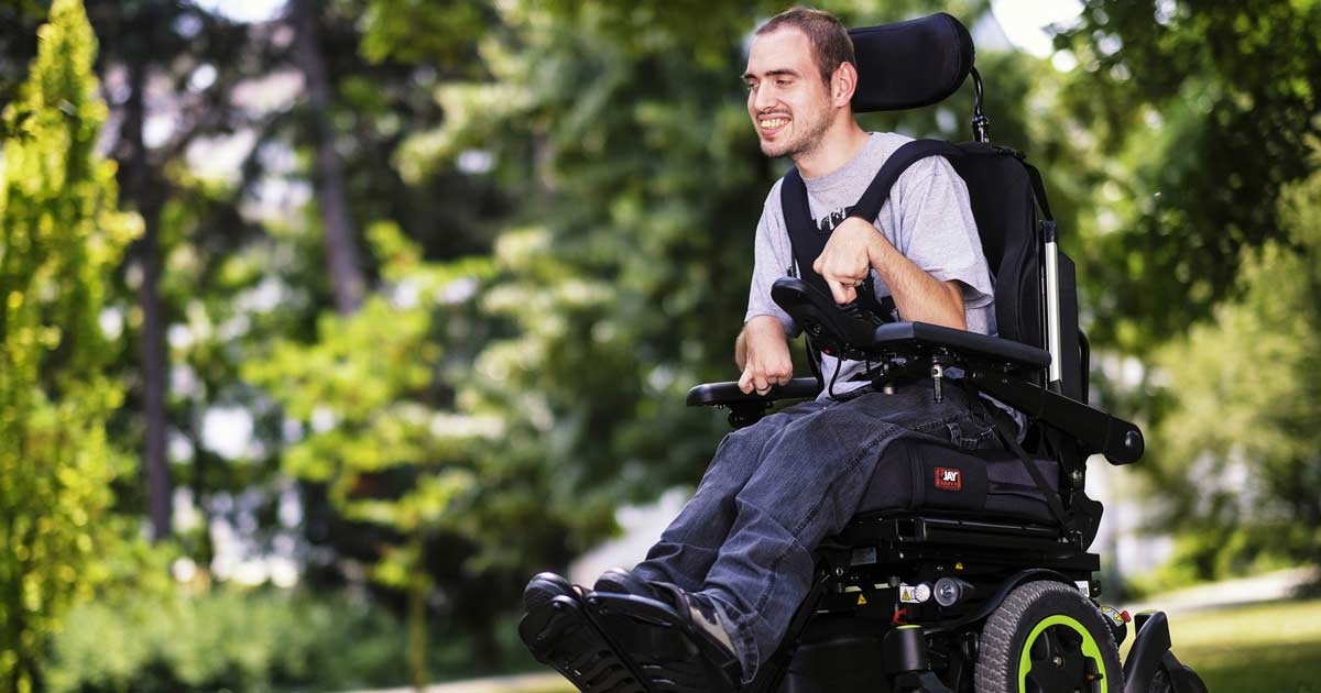alles wat je moet weten over elektrische rolstoelen | Goed